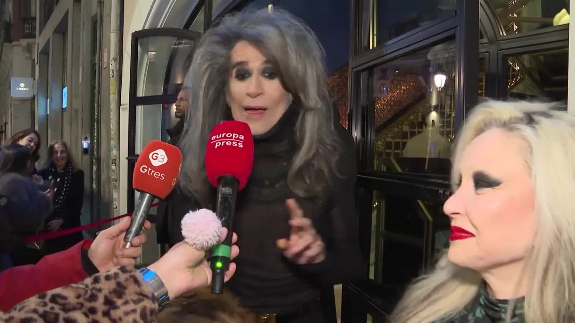Alaska, sin el parche en su ojo izquierdo, da la última hora sobre su ...