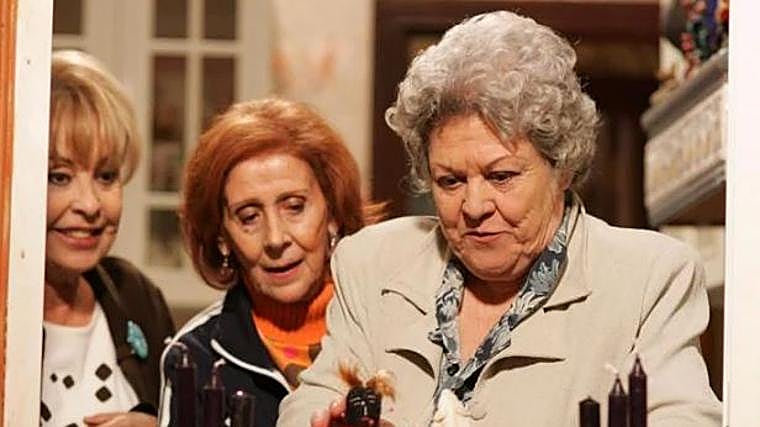 La vida de Gemma Cuervo, Vicenta en 'Aquí no hay quien viva', en 2025: un marido actor, tres ...