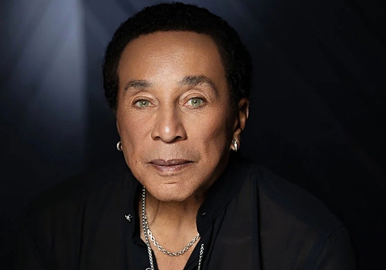 Smokey Robinson demanda por 500 millones de dólares a las asistentas ...