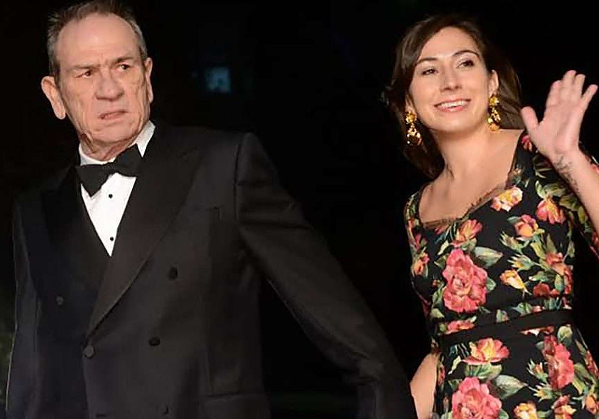 Encuentran muerta a la hija del actor Tommy Lee Jones en un hotel de ...