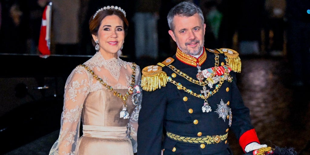 Mary y Federico de Dinamarca dan la bienvenida a 2026 con un banquete ...