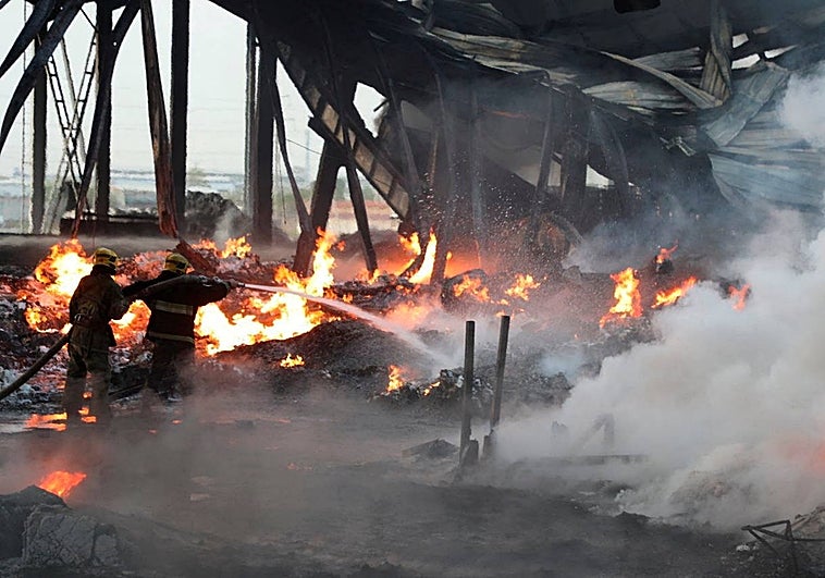 Un muerto y más de 160 heridos tras la fuerte explosión cerca del ...