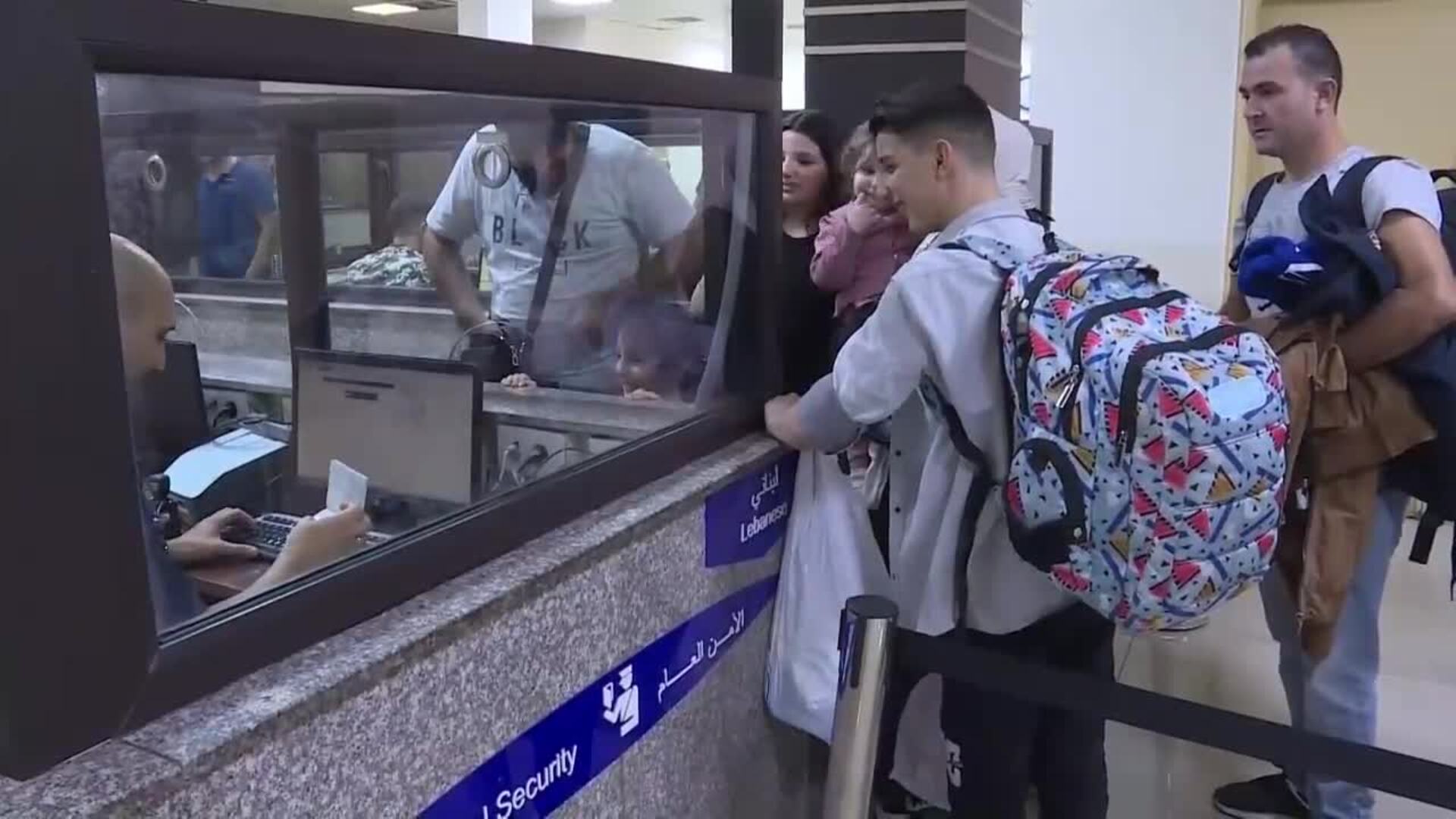 Libaneses parten hacia Turquía en un buque que les llevará lejos del ...