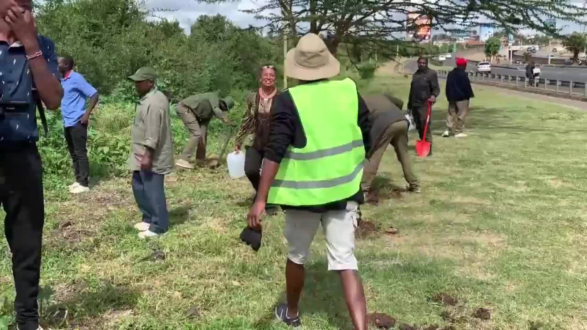 Nueve personas detenidas durante una protesta contra las obras dentro ...