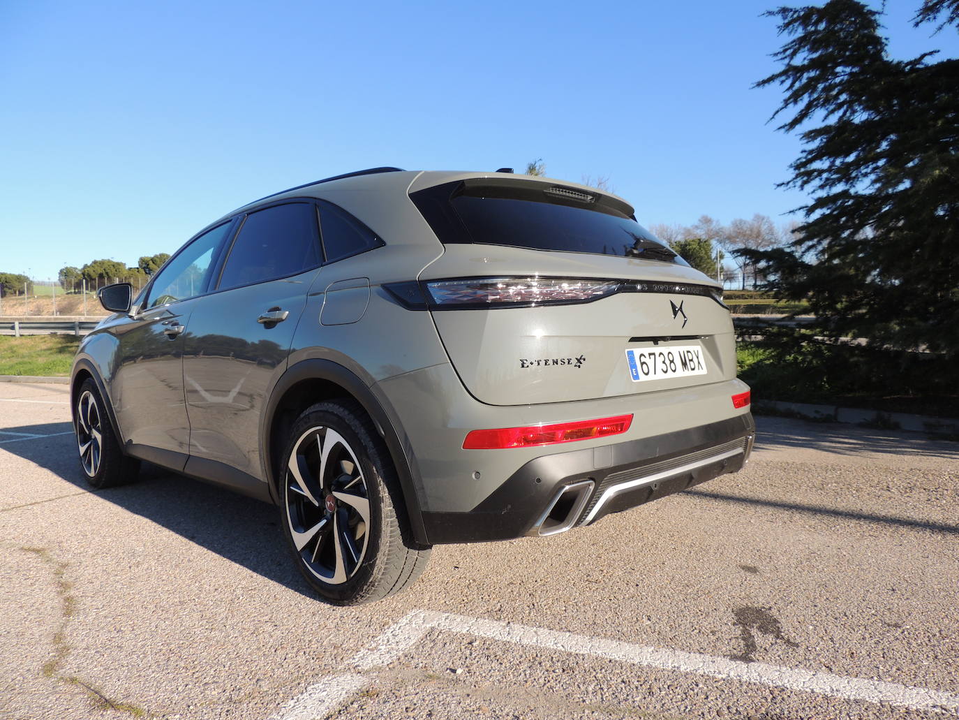 DS7 E-Tense 4X4: híbrido de alto rendimiento