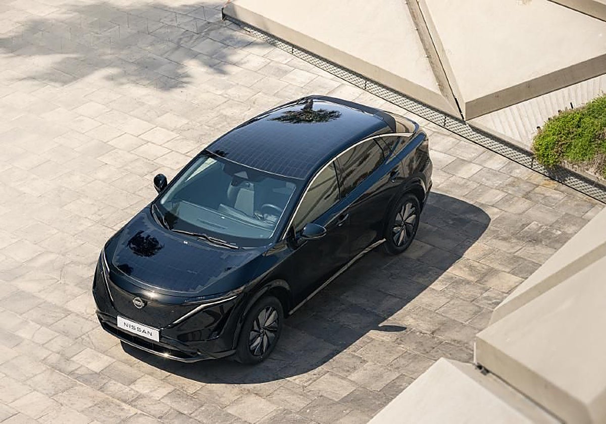 El coche que se carga solo: Nissan presenta el Ariya Solar con ...