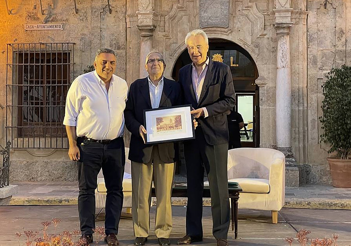 Rogelio Reyes: 'Plaza del reloj', el tiempo revivido