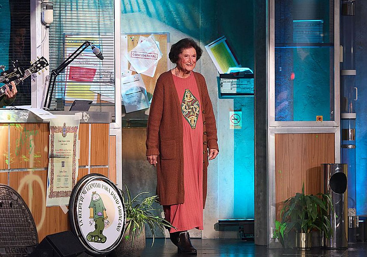 Quién es Liana Romero Swirski, la espía española más joven de la ...