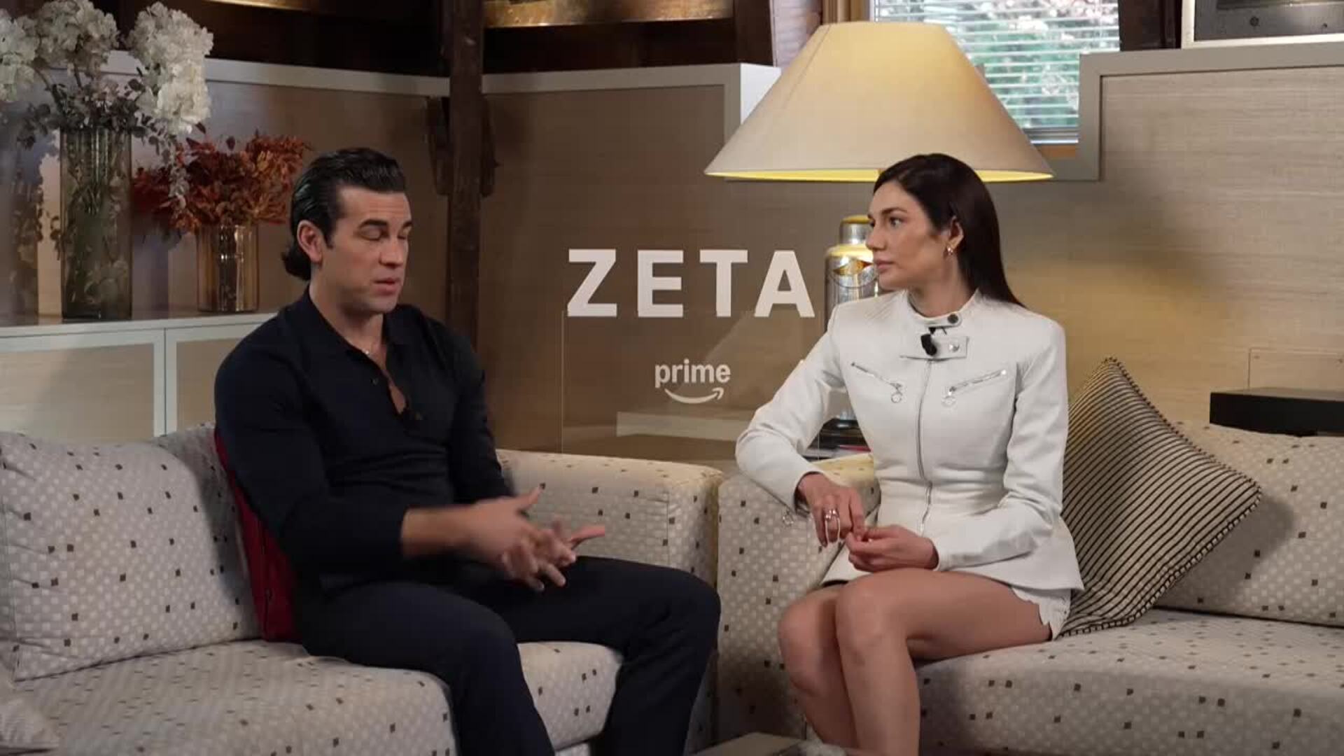 Mario Casas, "el James Bond español" en 'Zeta': "Ha sido un regalo"
