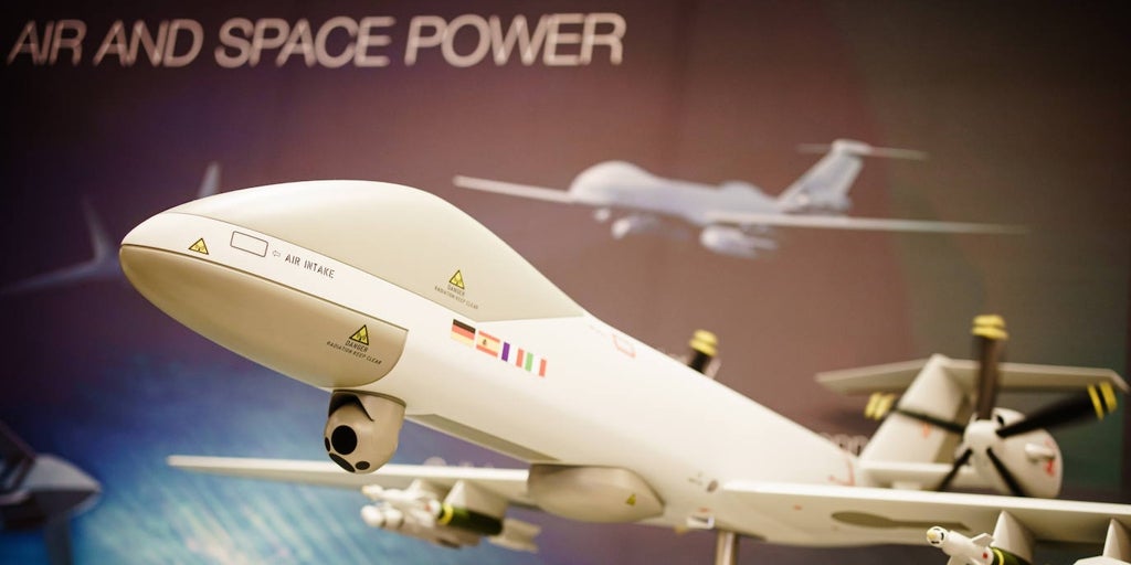 El despegue del Eurodron refuerza las plantas andaluzas de Airbus