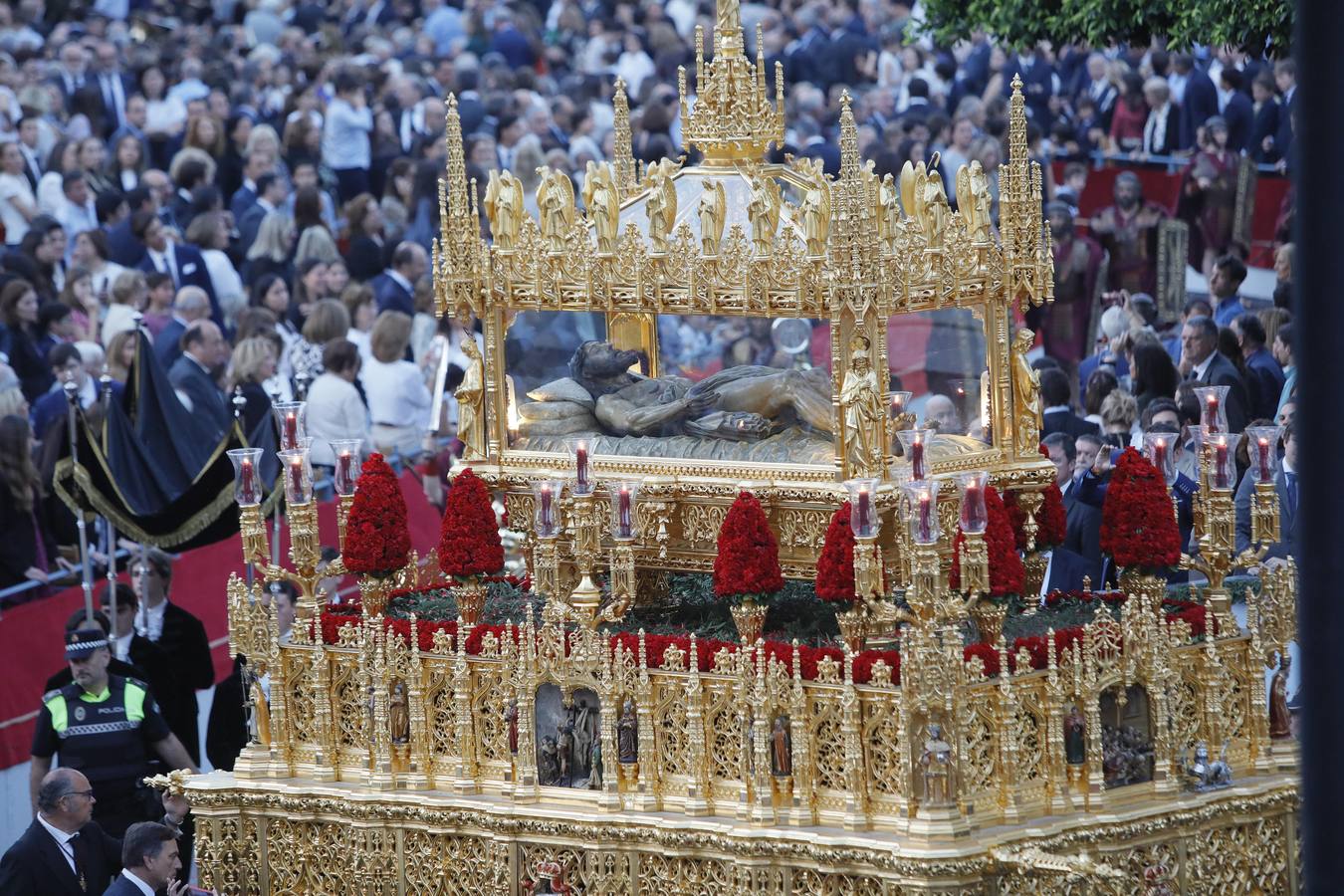 Esplendor en el Santo Entierro Grande (III)