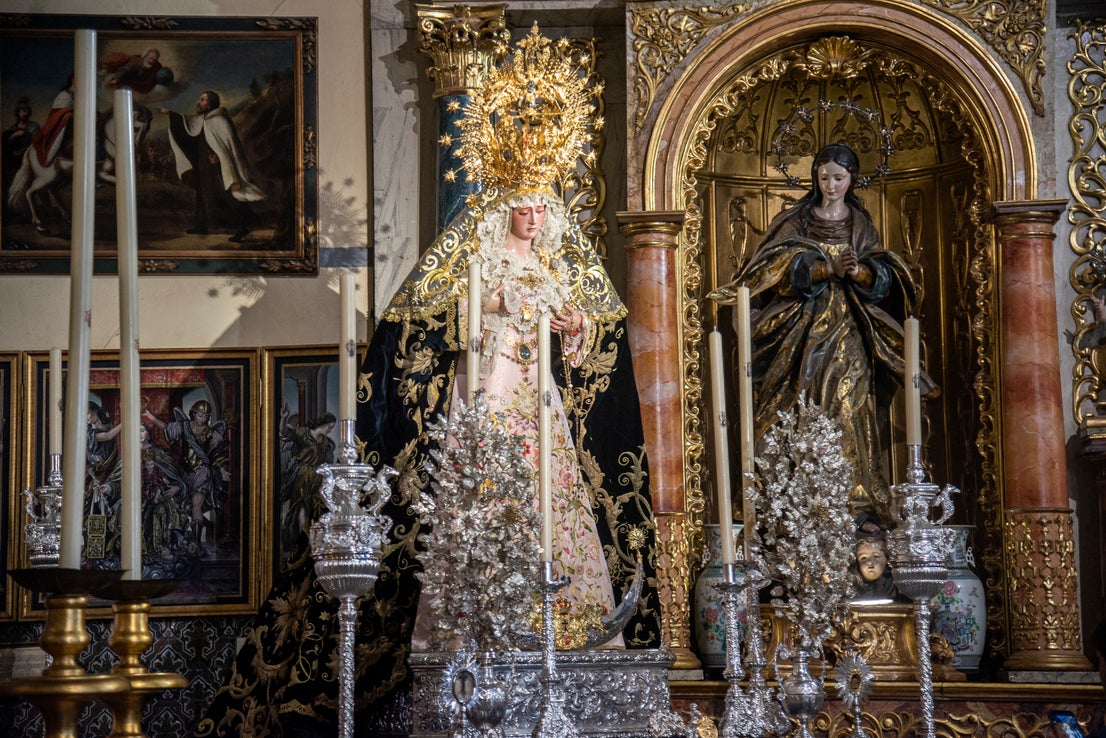 Las imágenes de la Virgen de la Salud del Santo Ángel