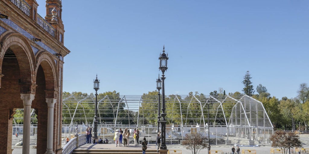 Un botellón de hooligans y la enésima carpa, el culmen del declive de ...