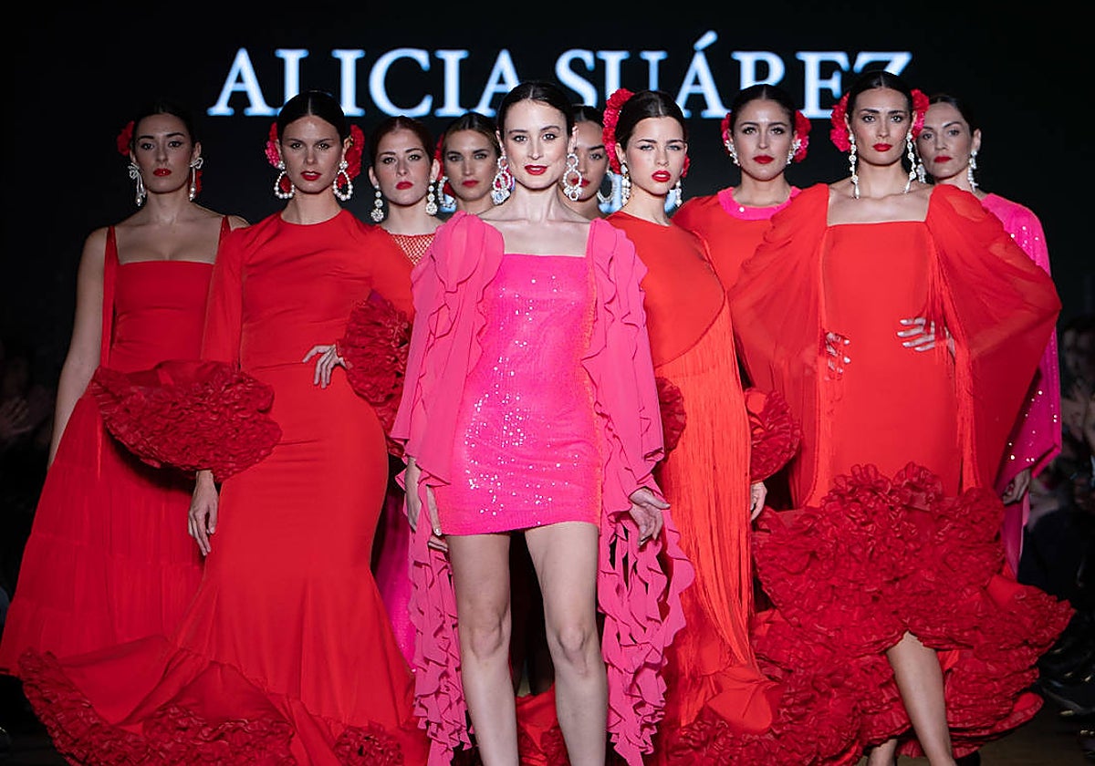 El desfile de Alicia Suárez en We Love Flamenco 2024, en imágenes