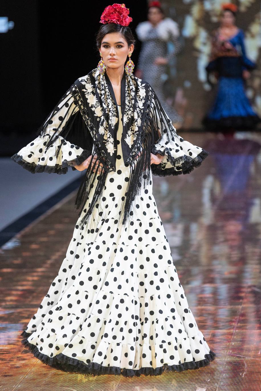 El desfile de Maricruz Montecarlo en SIMOF 2024, en imágenes