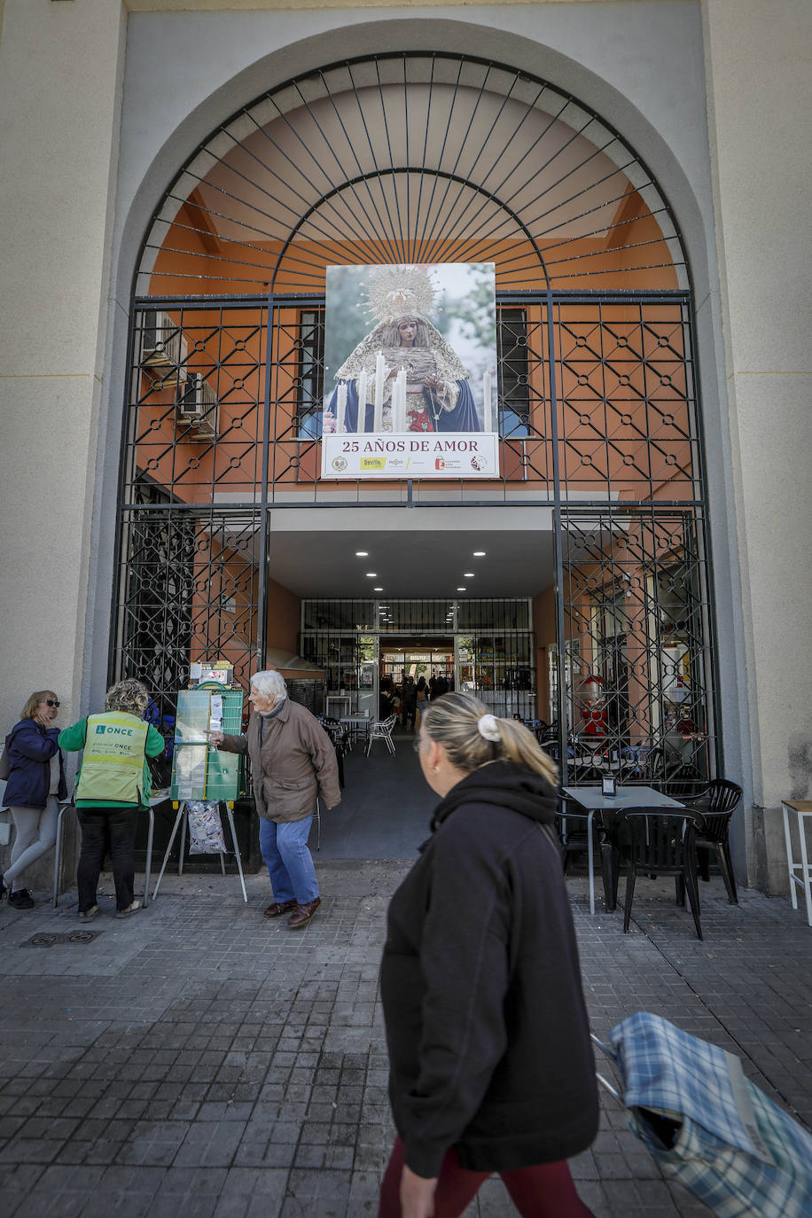 Pino Montano, un barrio sevillano con costumbres de antaño, en imágenes