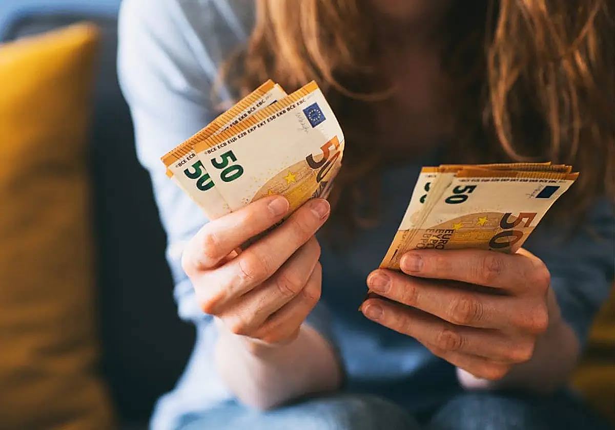 ¿Quiénes podrán solicitar la nueva ayuda de 220 euros de la Junta de ...