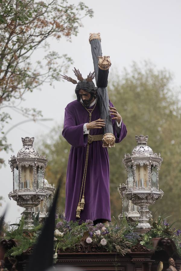 Las imágenes de la hermandad del Divino Perdón de Alcosa de la Semana ...