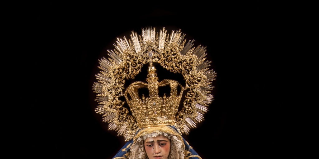 La Amargura enriquecerá el manto azul de la Virgen