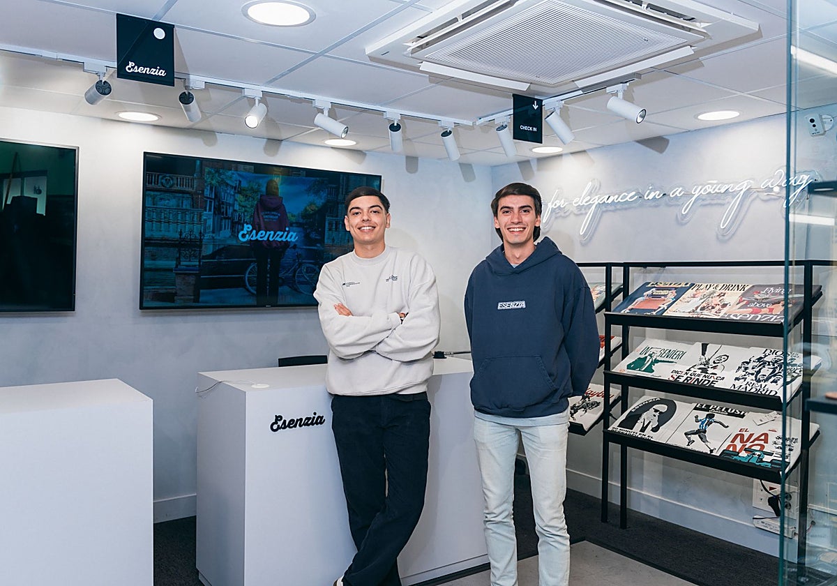 Esenzia, la marca creada en un bar de la Cartuja de Sevilla, abre una nueva flagship en San Eloy