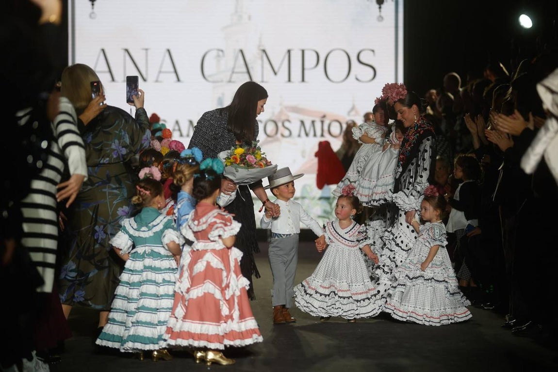 Desfile de Ana Campos Collection en We Love Flamenco 2025, en imágenes