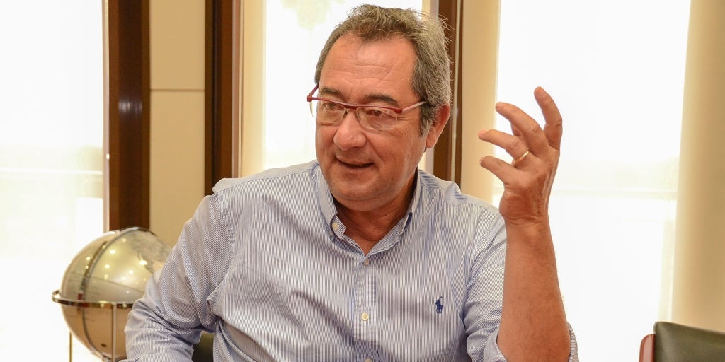 El empresario Atanasio Naranjo gana el Premio Simón de Rojas Clemente
