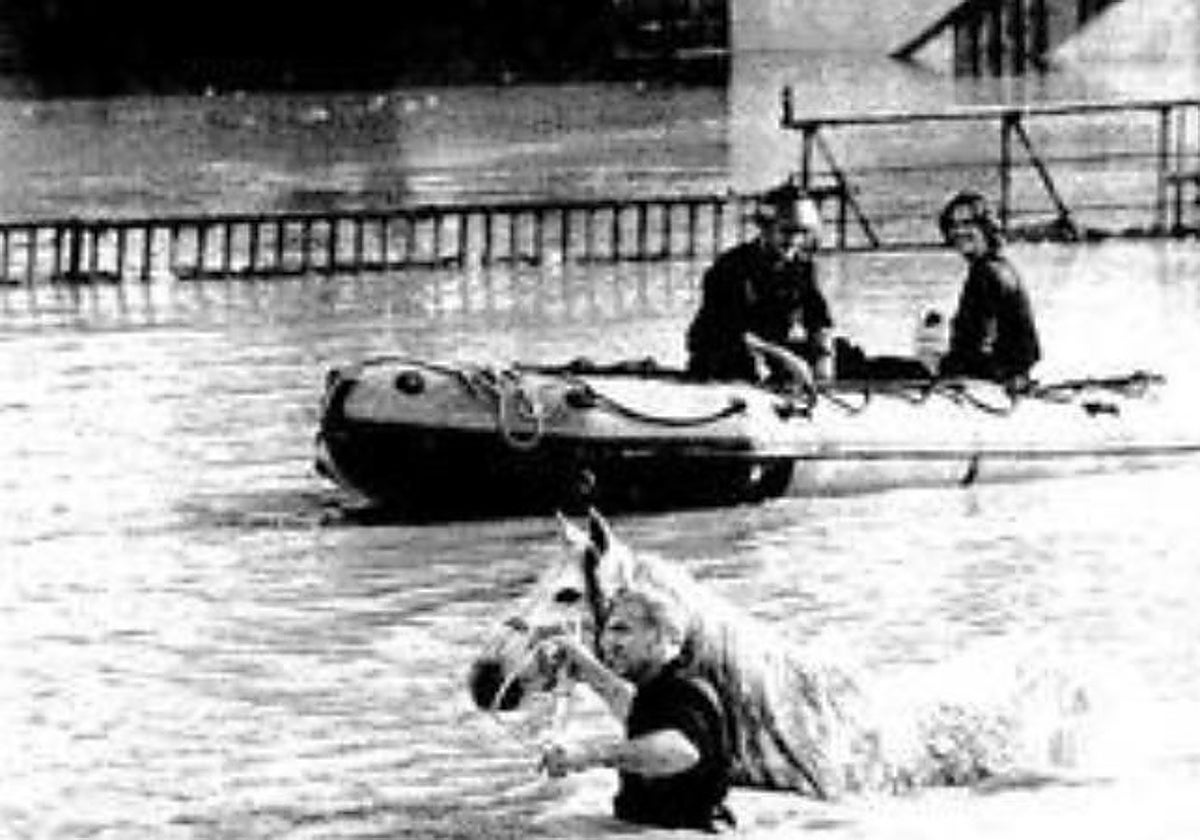 La historia casi se repite 30 años después: así fueron las inundaciones ...