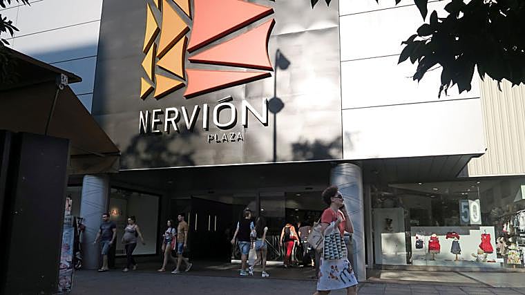 Este es el horario de los centros comerciales de Sevilla en agosto ...