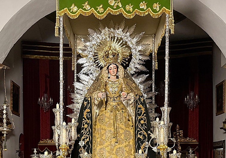 La Inmaculada de Castilleja y la Sangre de Gerena salen en procesión ...