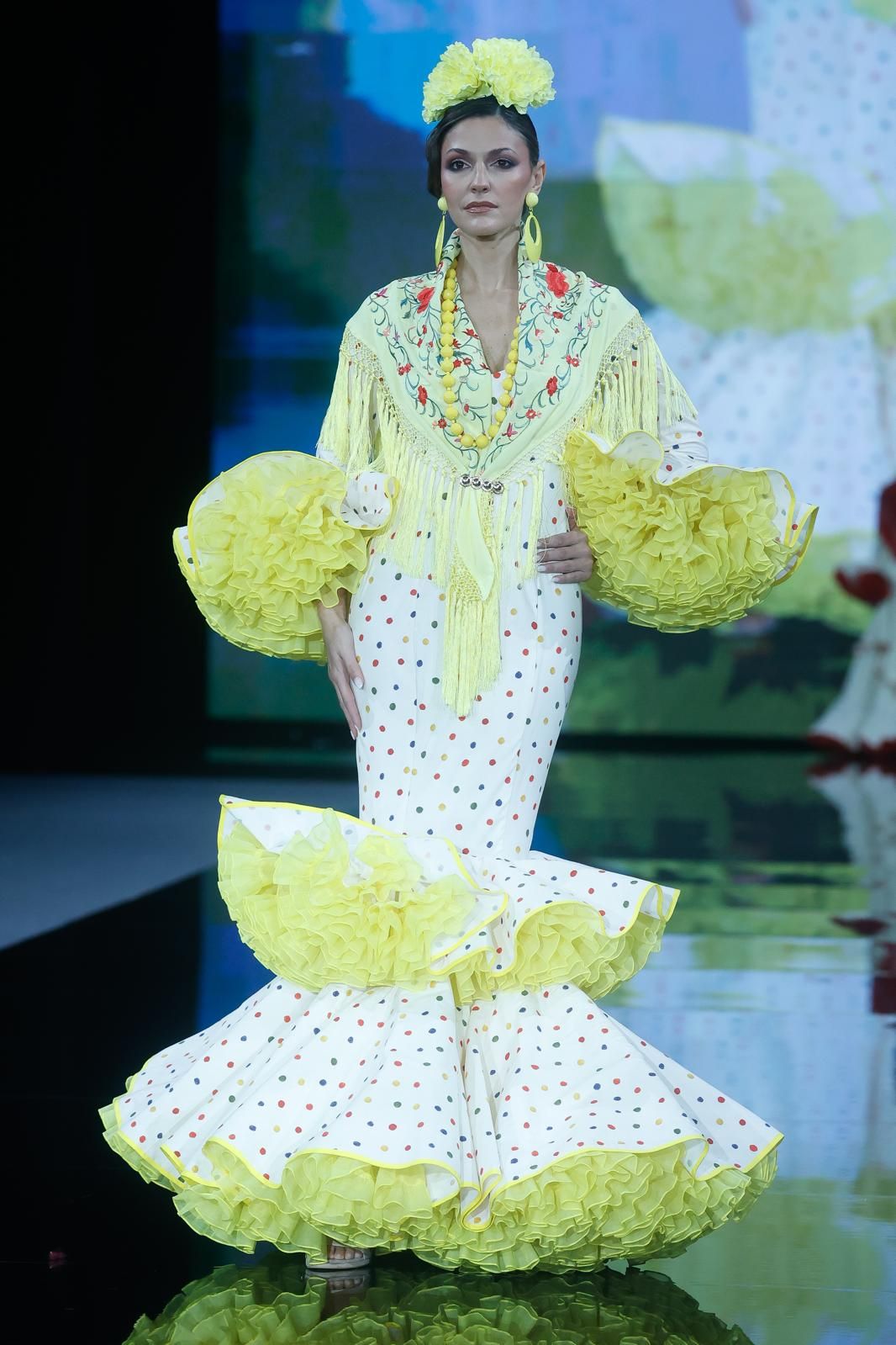 El desfile de Mari Carmen Sáez y Ribes & Casals en SIMOF 2026, en imágenes