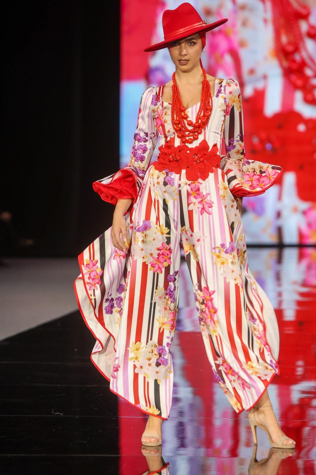 El desfile de Con T d'Touché y Jesús Morilla en SIMOF 2026, en imágenes