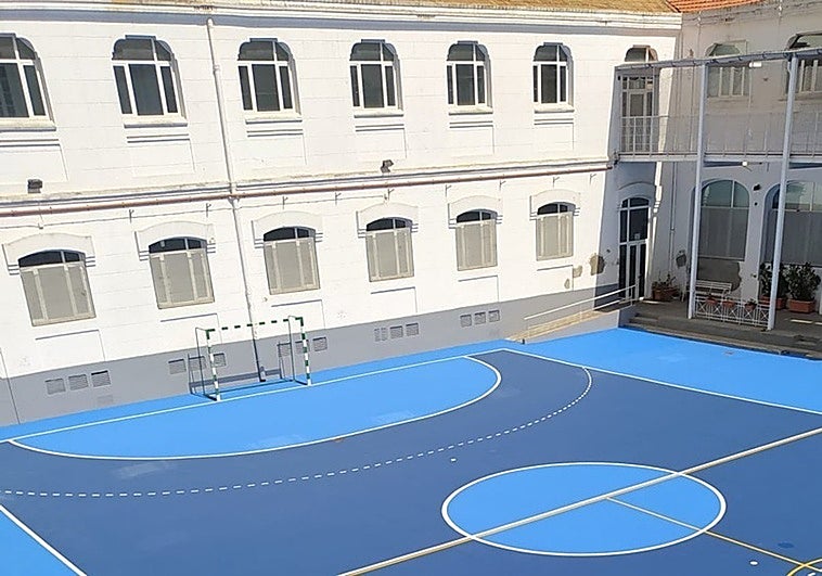 El Ayuntamiento de Sevilla renovará la fachada interior del histórico ...