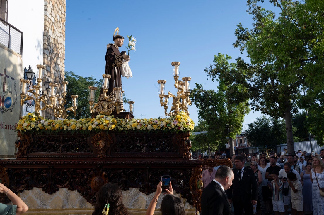 Imágenes de la procesión de San Antonio de Padua de Torreblanca y el ...