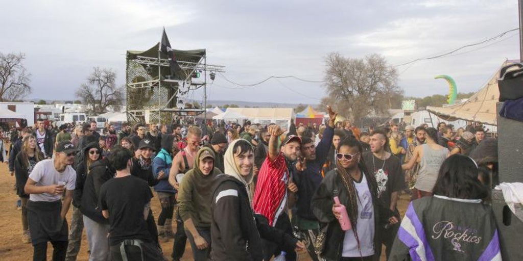 Las 'raves' de Nochevieja: una tradicional fiesta ilegal que cambia ...