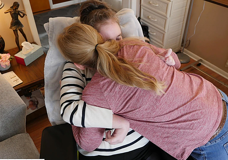El amor de una madre ayuda a su hija a despertar de un coma cinco años ...