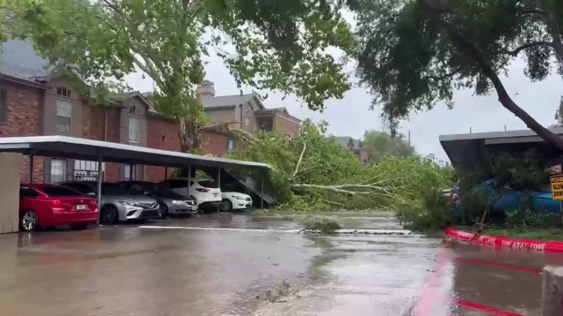 El huracán Beryl pasa por Houston