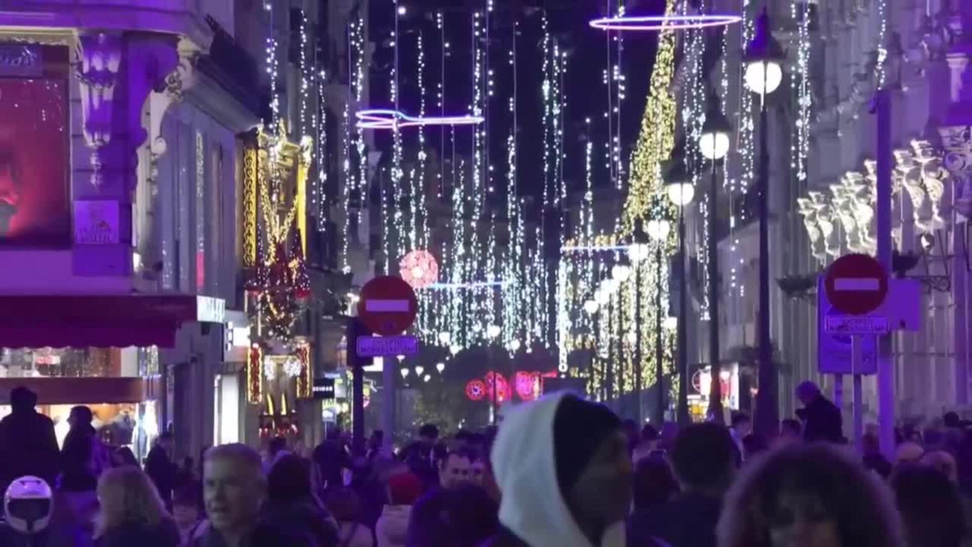 Doce millones de bombillas iluminan Madrid por Navidad