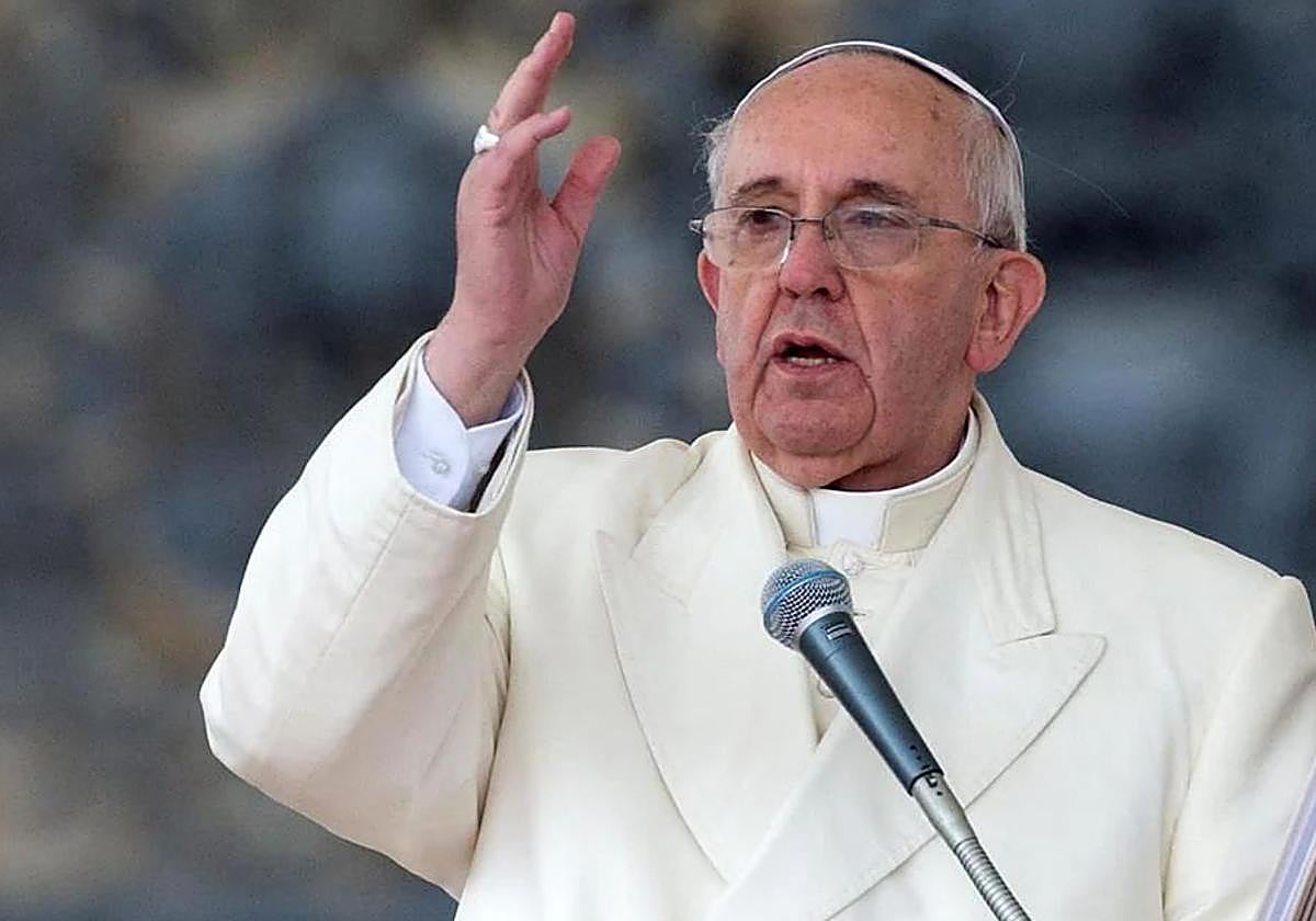 Las radiografías confirman que el Papa se está recuperando