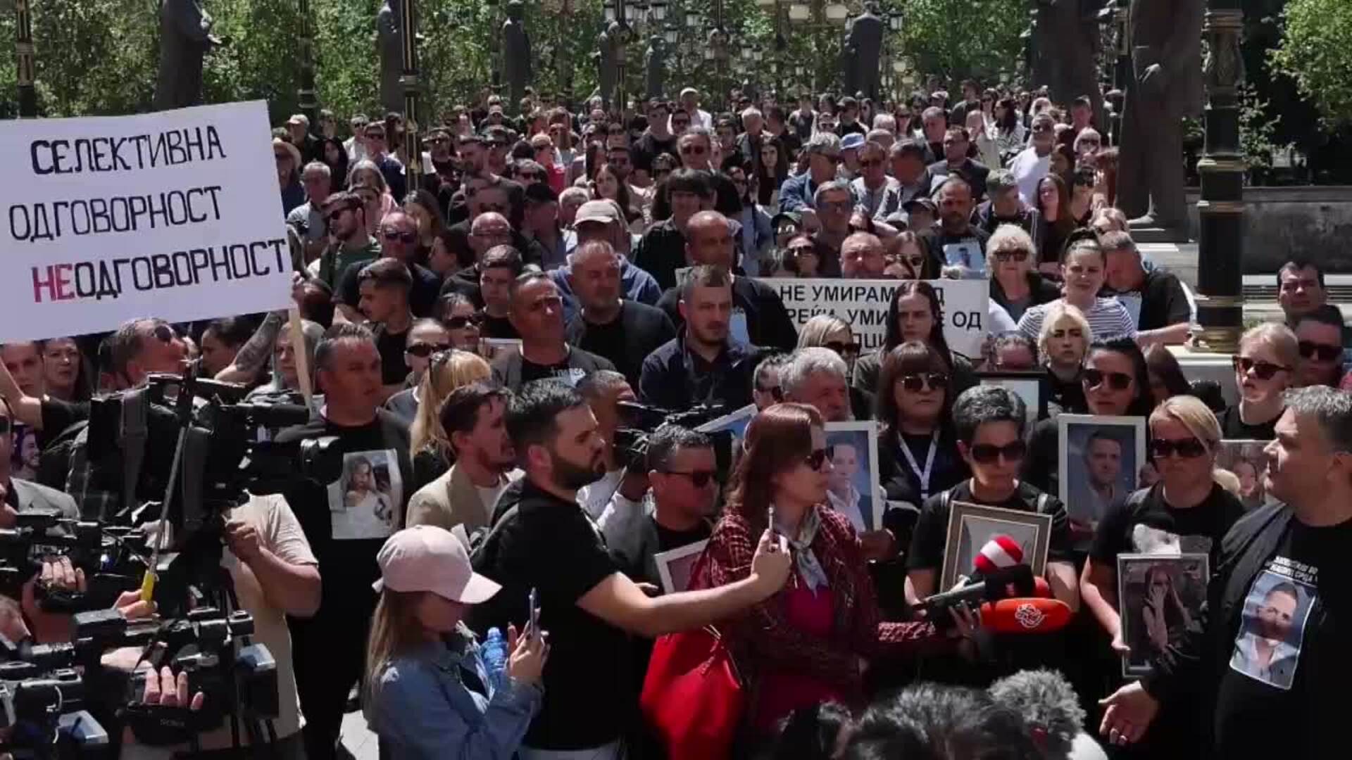 Familiares de víctimas del incendio en Kocani exigen justicia en ...
