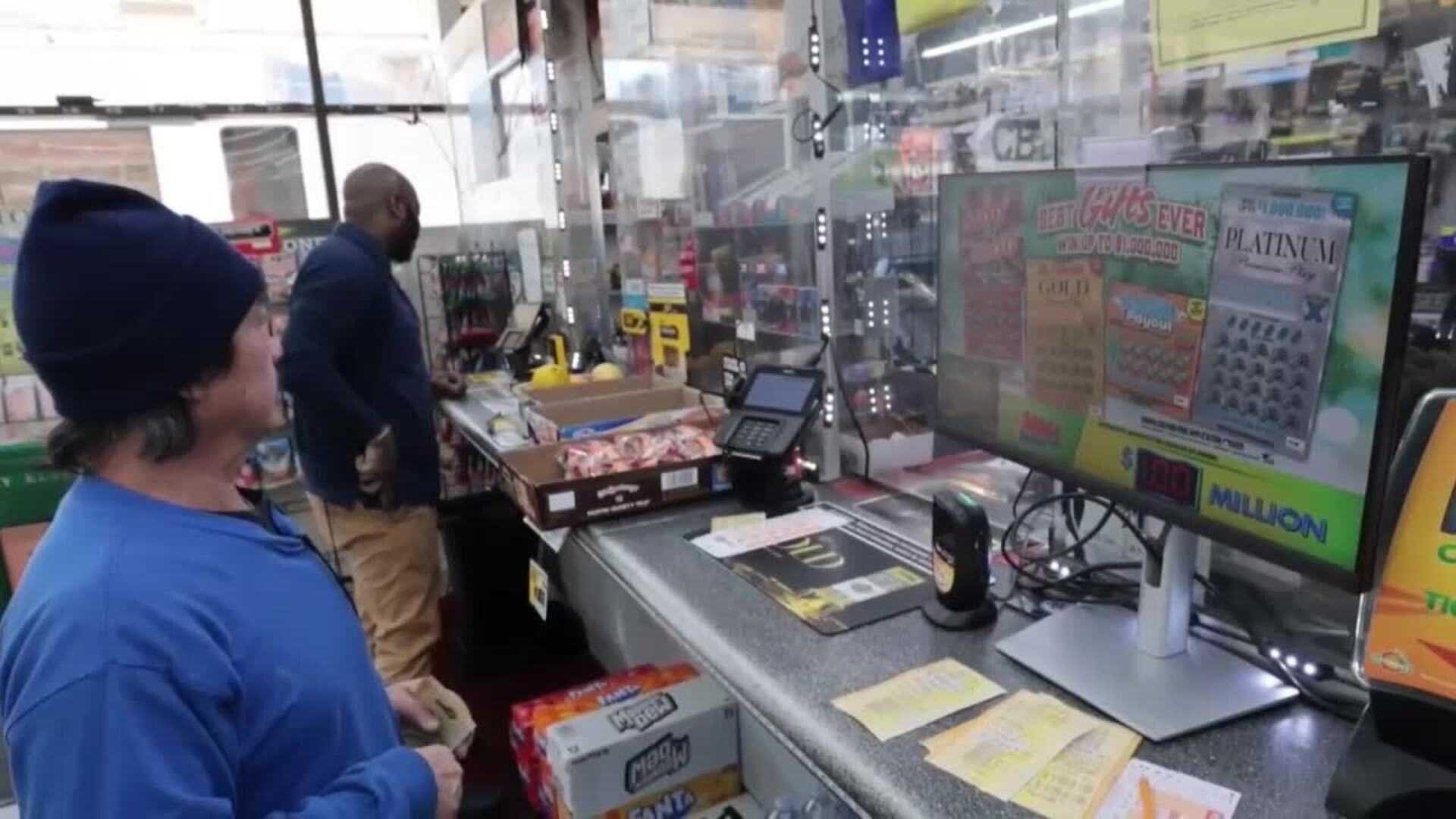 Exhib mature amateur