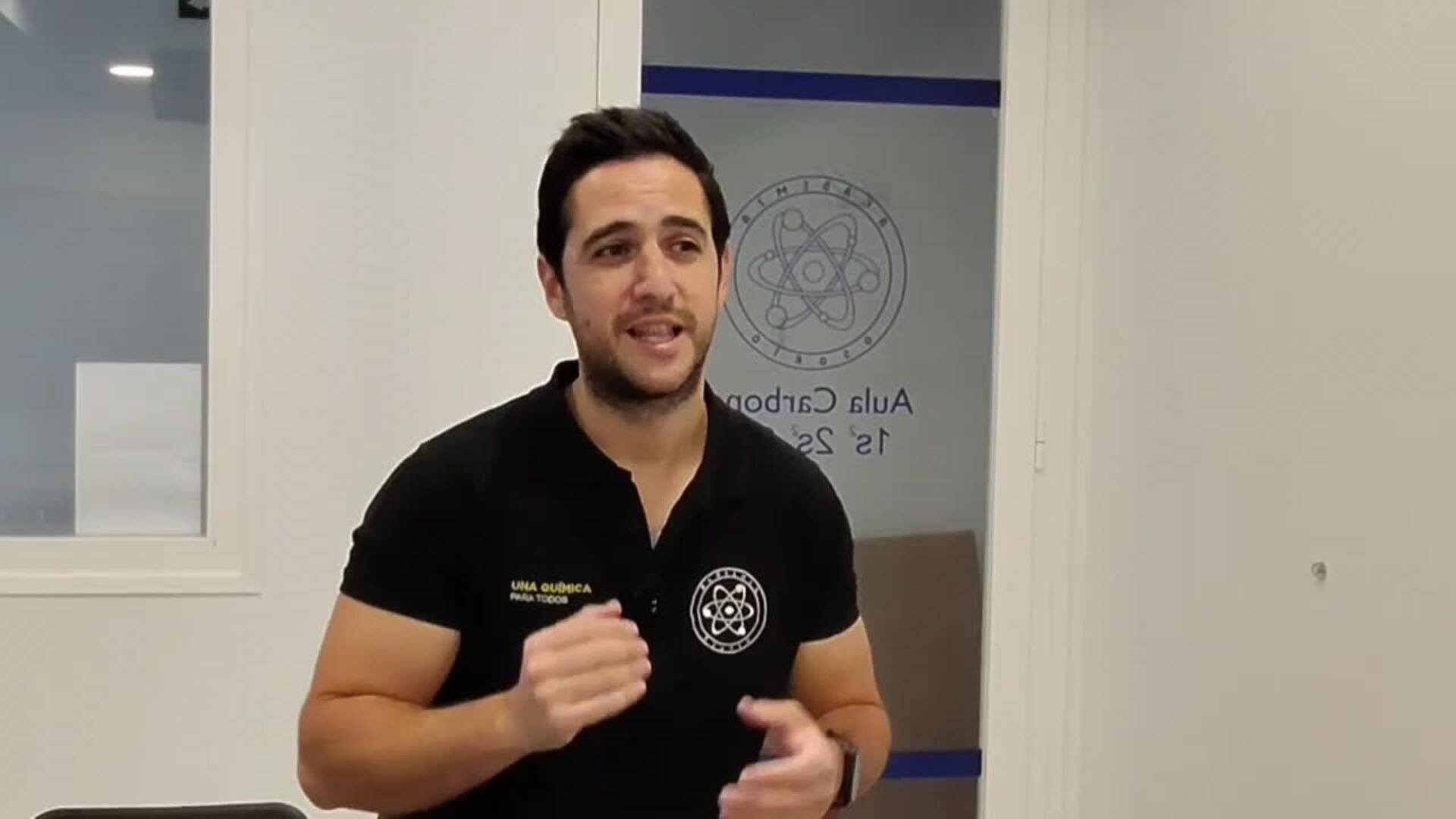 Un reto en redes sociales para repasar química o física, la fórmula ...