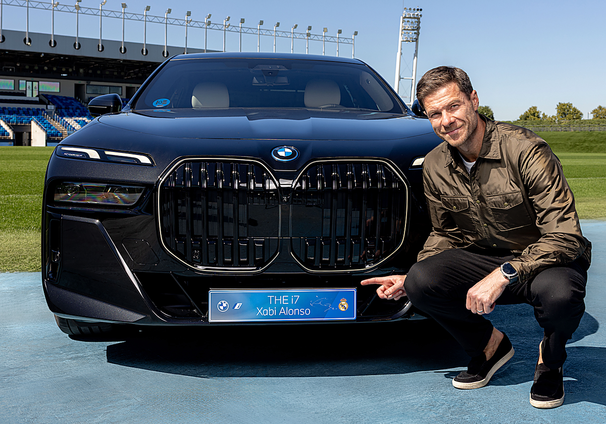 El nuevo coche de lujo de Xabi Alonso es eléctrico y cuesta 140.000 euros