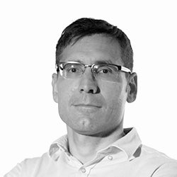 Absueltos el expresidente de Invercaria y un exconsejero por el millón ...