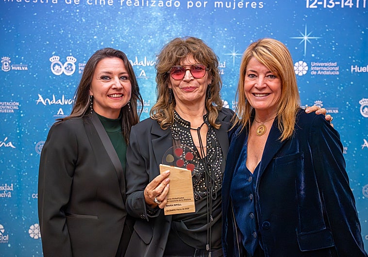 María Ripoll recibe el Premio WofestHuelva: «Cuando las mujeres ...