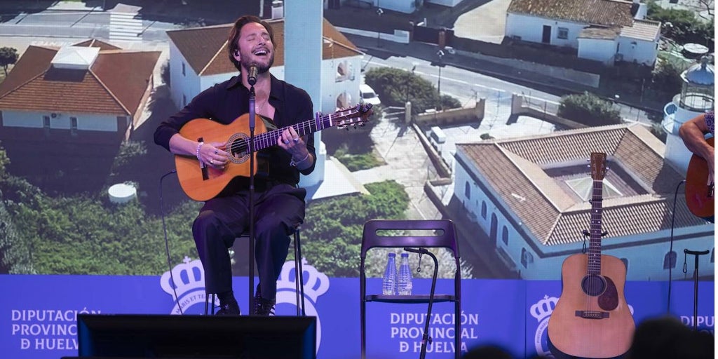 Así le cantó Manuel Carrasco a Huelva en la presentación de su imagen ...