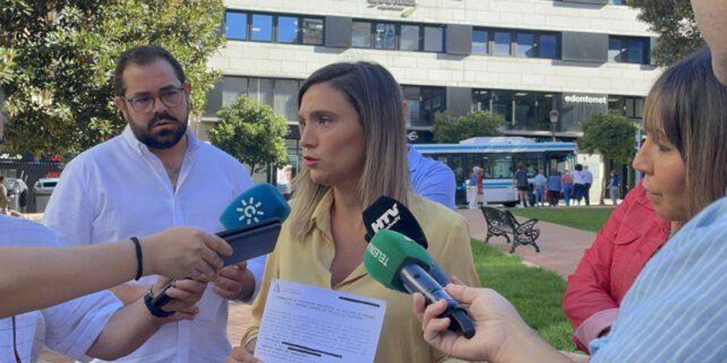 María Márquez llama «desbandá» a la salida de los alcaldes del PP y ...