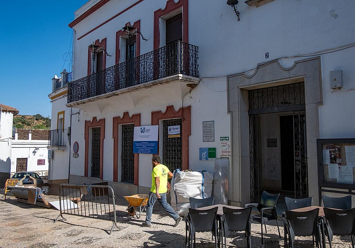 El Ayuntamiento de Zufre se pone 'guapo'