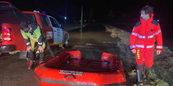 Evacuan al Hospital Juan Ramón Jiménez a varios vecinos de una ...