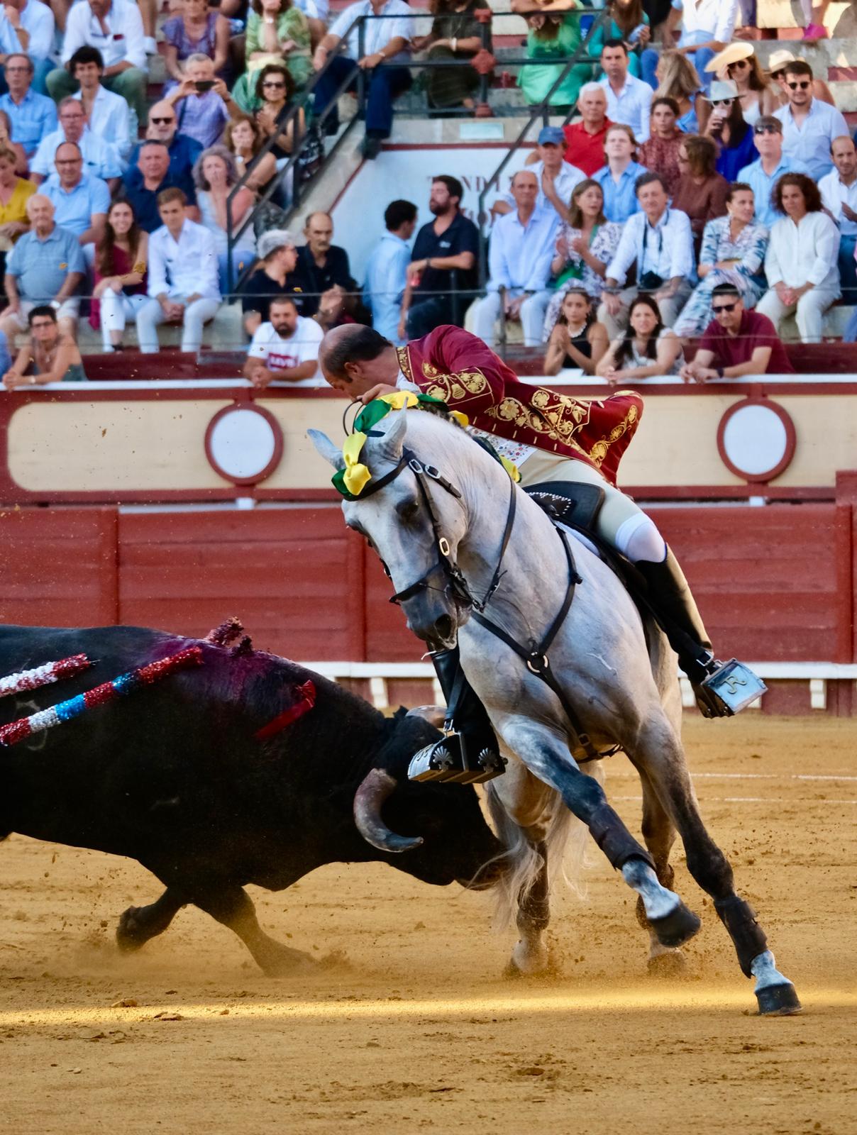 Apuntes de gran toreo de Juan Ortega que sale a hombros en El Puerto