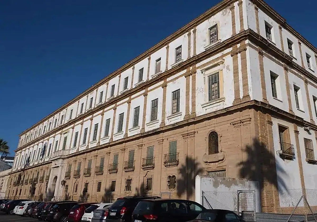 ¿Será 2025 el año de Valcárcel?: las respuestas del alcalde de Cádiz y ...